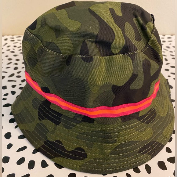 HAUTE SHORE | Accessories | Haute Shore Bello Pier Bucket Hat Green ...
